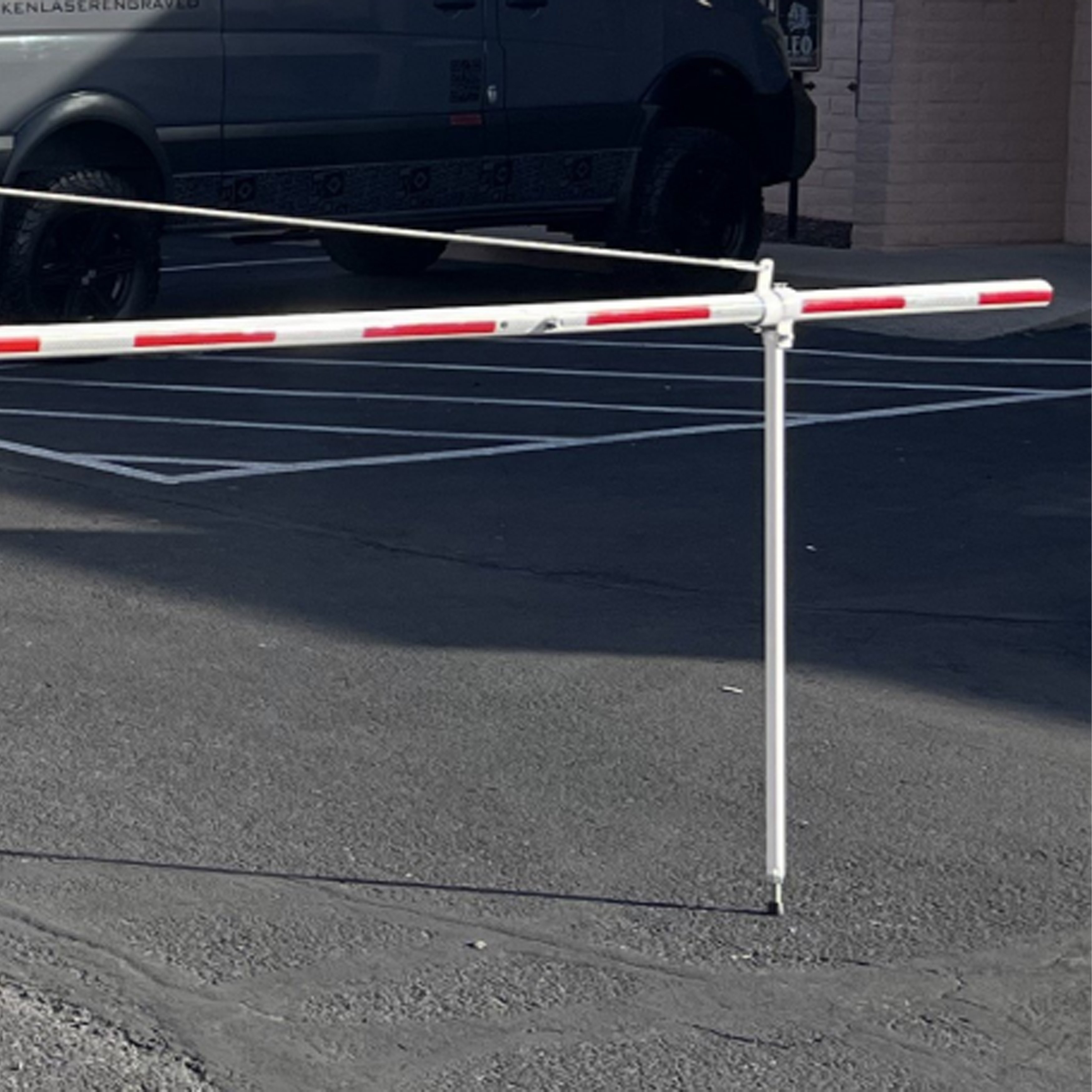Secure Lane Pendulum Support Required On Boom Arms Over 16' - SL-PS
